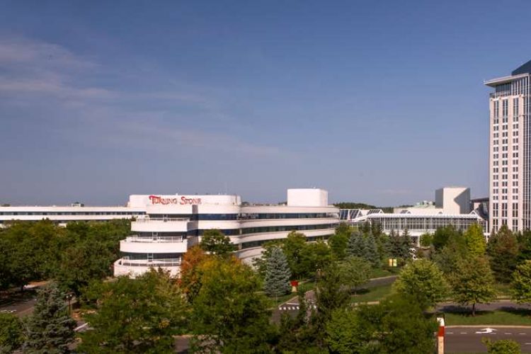 Hotel in Verona | The Brook at Turning Stone - Bookhotel.direct